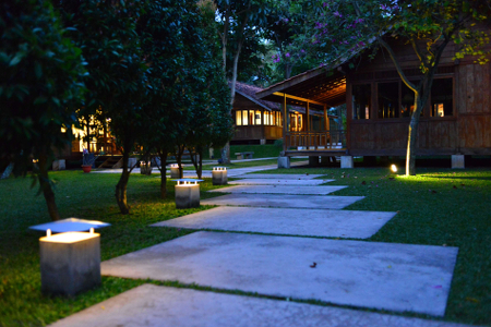 Proskuneo House - pHoOnIeS Space